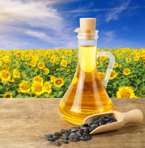 Bulk Soybean Oil Distributor | HS Ingredients, Inc.